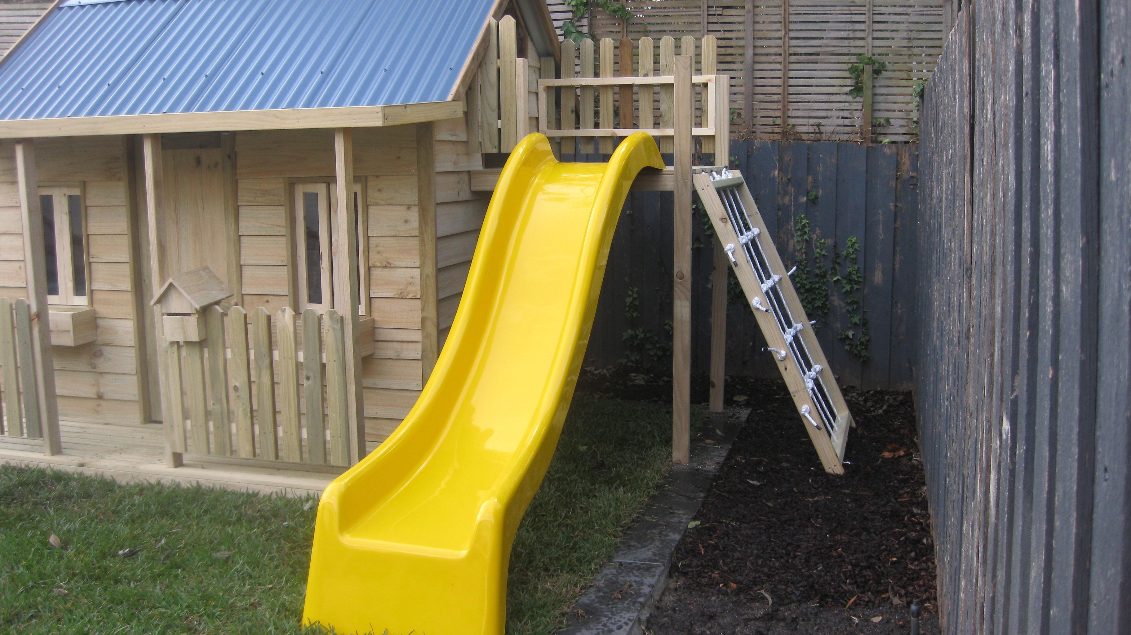 Flagstaff 1 with 1.2 Slide Side - Cubby Central